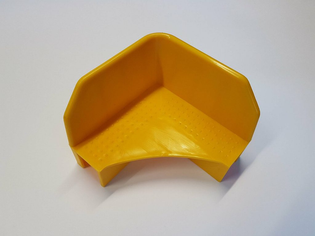 Angolari plastica per lo stoccaggio in sicurezza di paretali/pallet KP ...